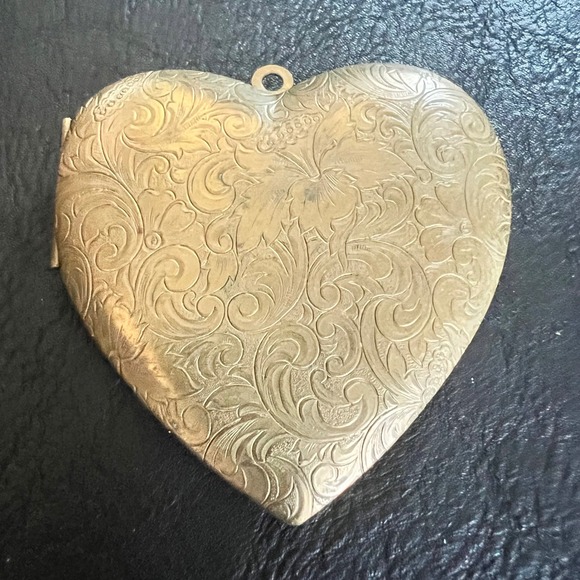 Jewelry | Vintage Brass Etched Floral Heart Locket Pendant Large 225 ...